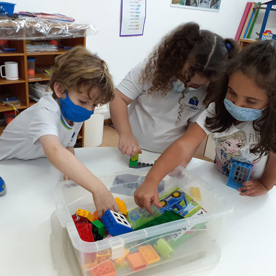 A Matemática na Arte e no Jogo? - Escola Terra Mater